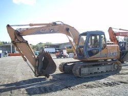 Характеристики Case 9010B. Обзор гусеничного экскаватора 9010B