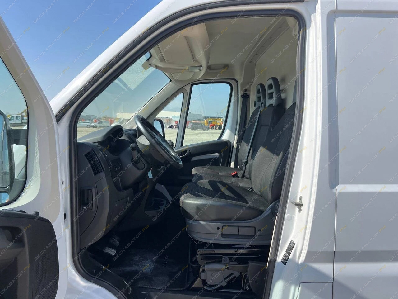Продажа фургона Peugeot Boxer 2.2 130 л.с. 6МКПП L2H2 2024 год - 911096